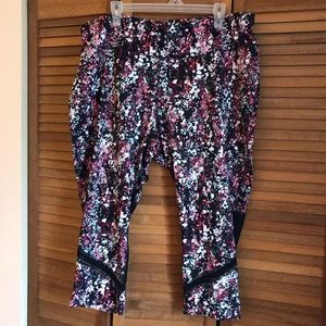 Xersion Pants | Fitted Performance Capris | Poshmark